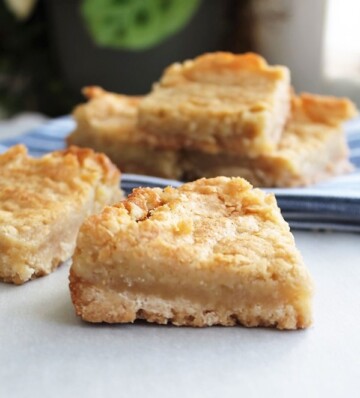 St. Louis Gooey Butter Cake Bars – My Recipe Reviews